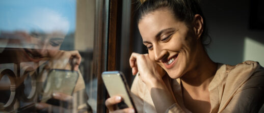 How to Text a Girl: A Guide from Her Perspective